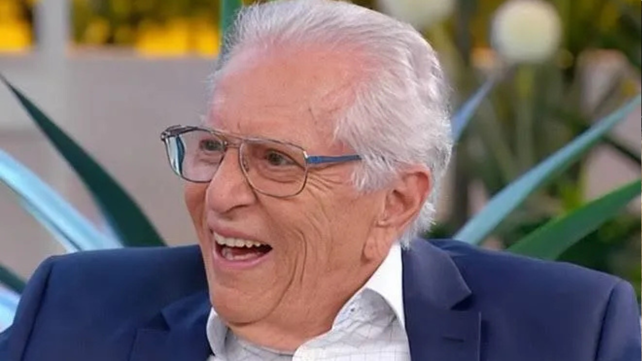 Carlos Alberto de Nóbrega é internado; saiba motivo - O Hoje